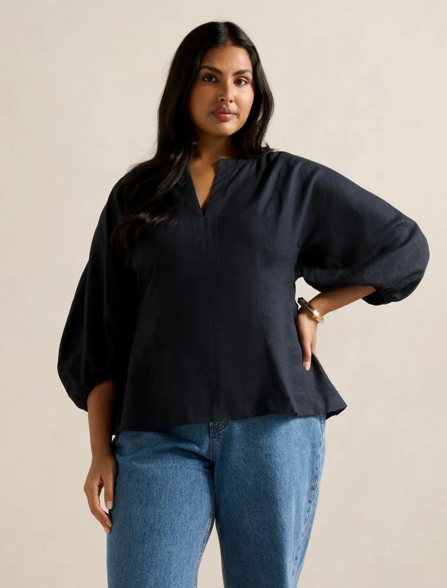 Lindy Curve V-Neck Linen Blouse in Navy - Size 16 to 24 - Womens Plus ...
